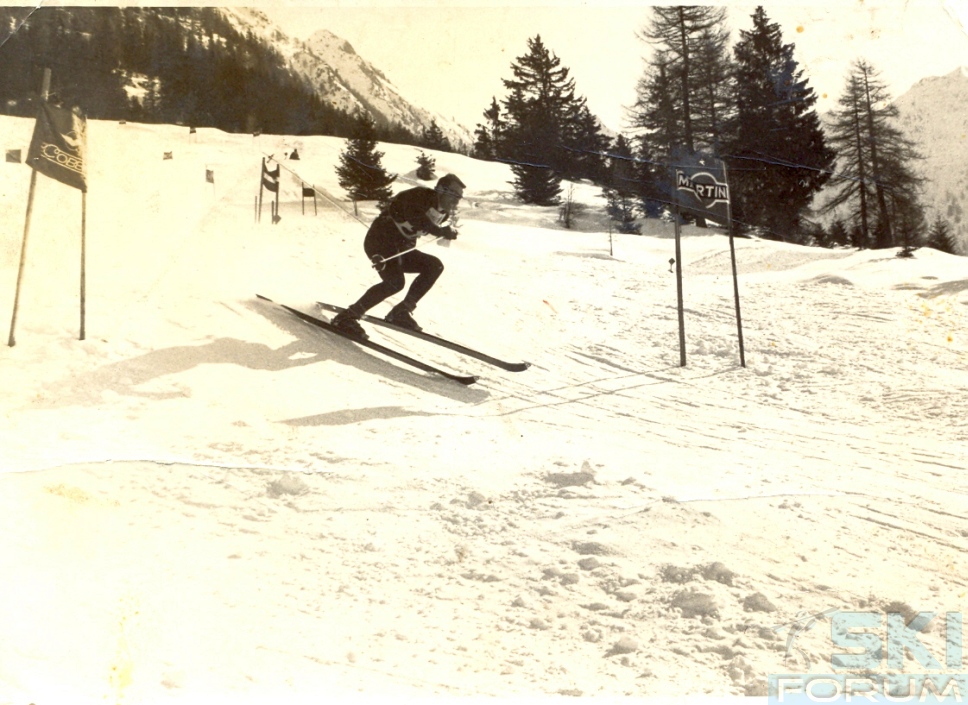 Mostra dello sci d'Epoca - 1300 paia di sci in esposizione - Albosaggia