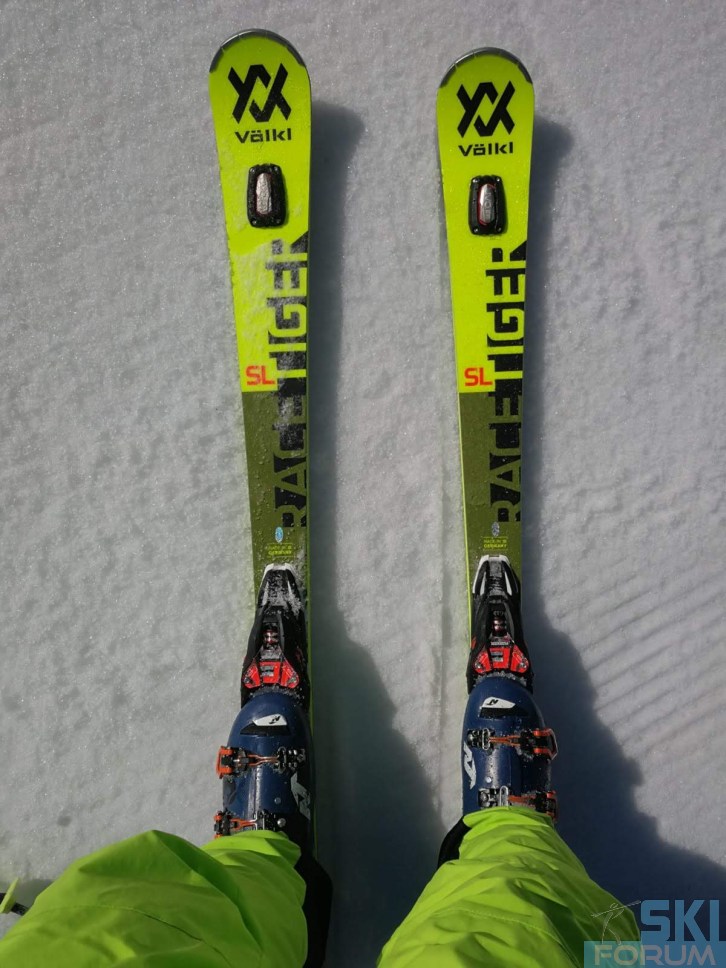 Völkl Racetiger SL: per sciatori esperti a cui piace lanciarsi in ...